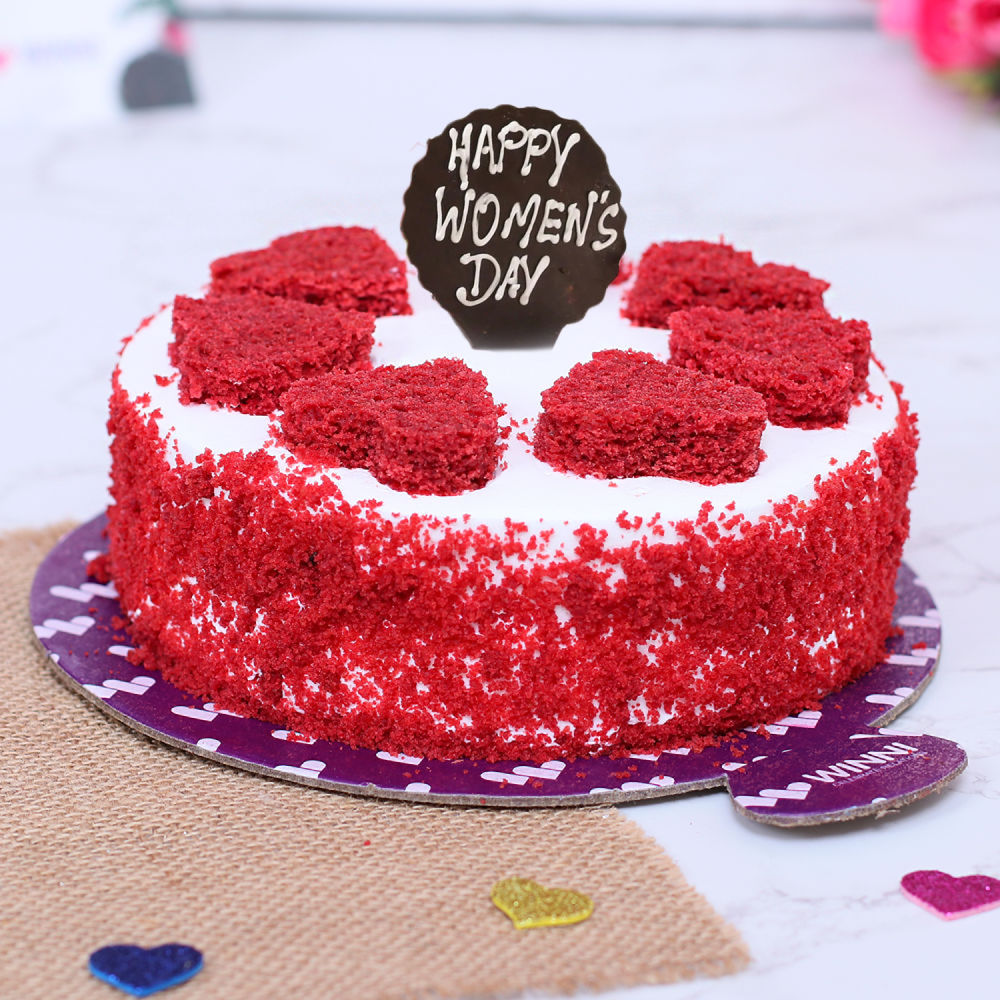 Scarlet Fluffy Cake | Winni