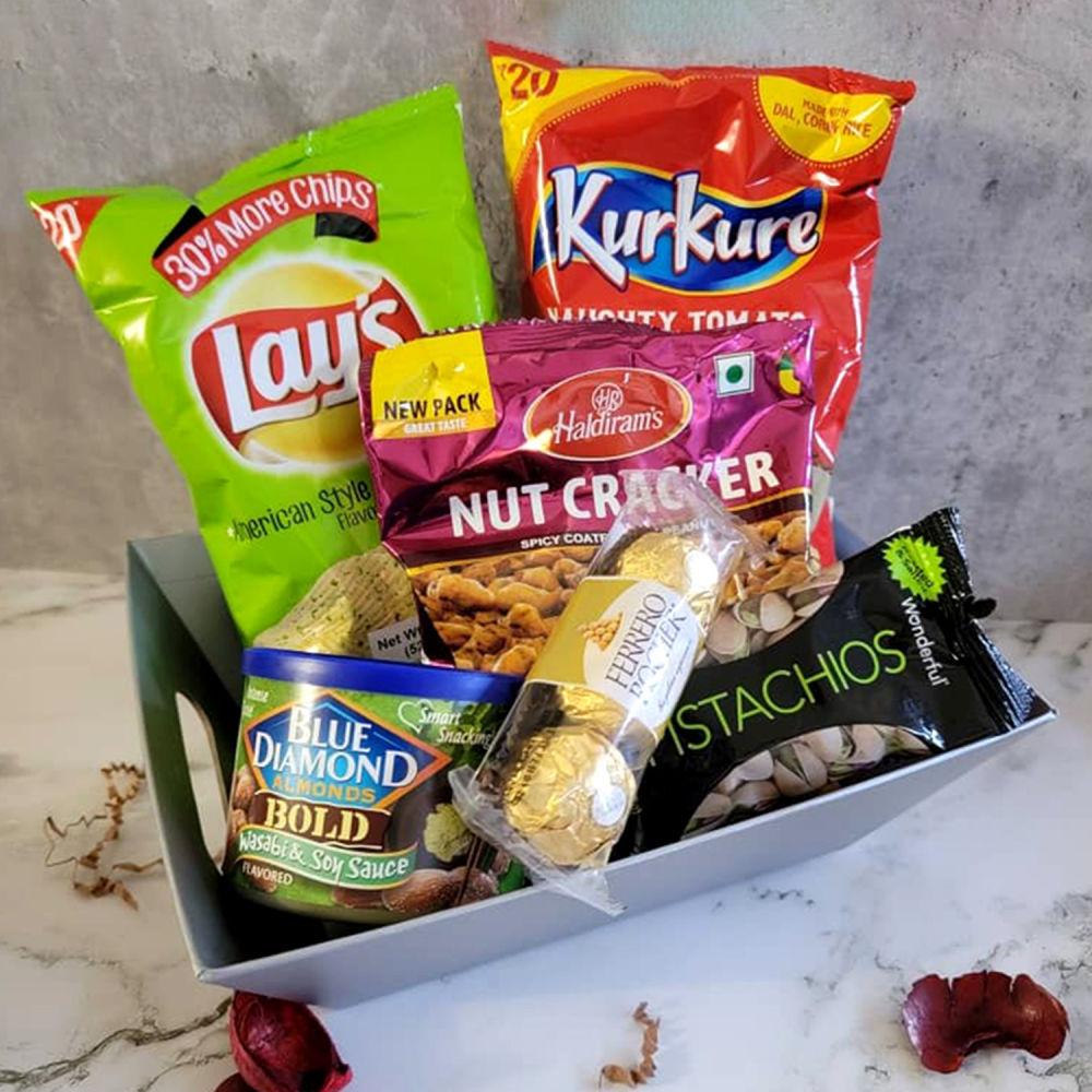 Treat of Snacks and Nuts | Winni