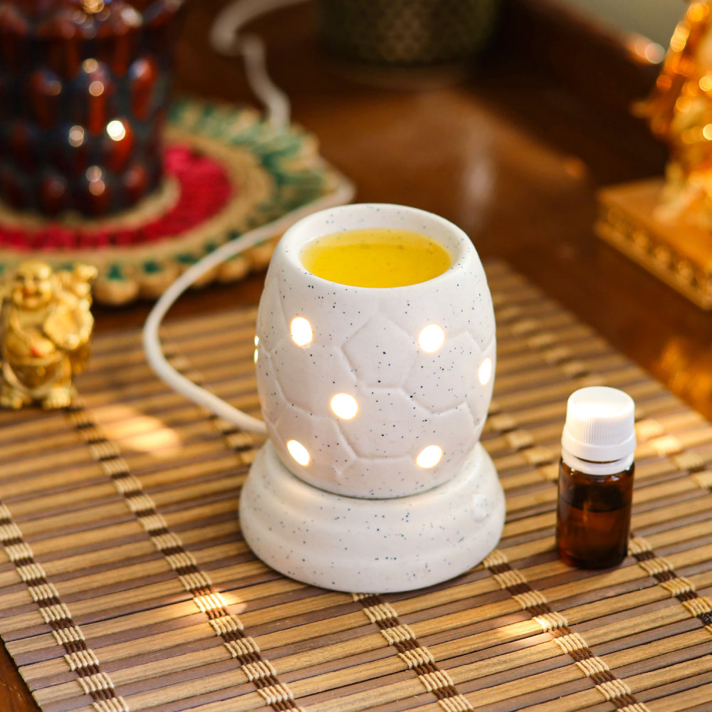 White Football Fragrance Diffuser | Winni