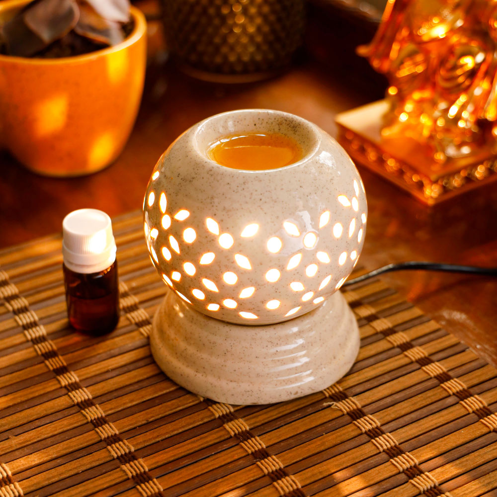 Ball Cutwork Aroma Diffuser | Winni