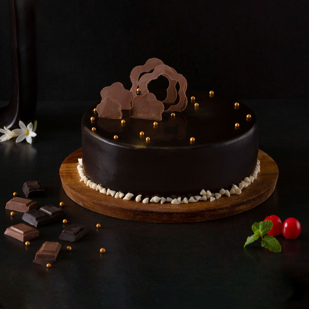 Exotic Chocolate Cake | Winni