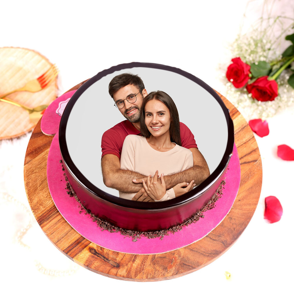 Love Couple Chocolate Photo Cake | Winni