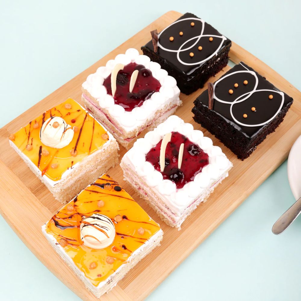 Charming Pastry Cakes | Winni