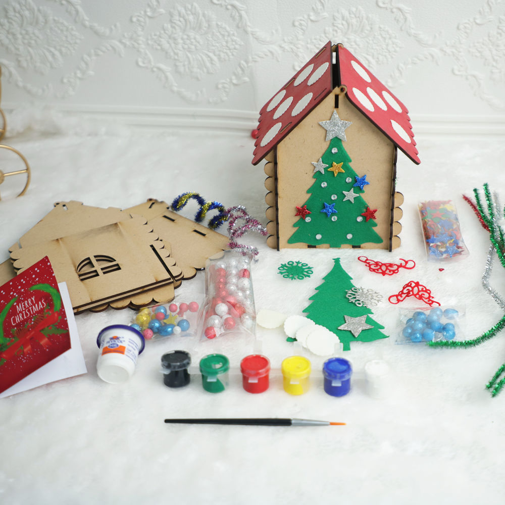 Christmas DIY House Craft Kit | Winni
