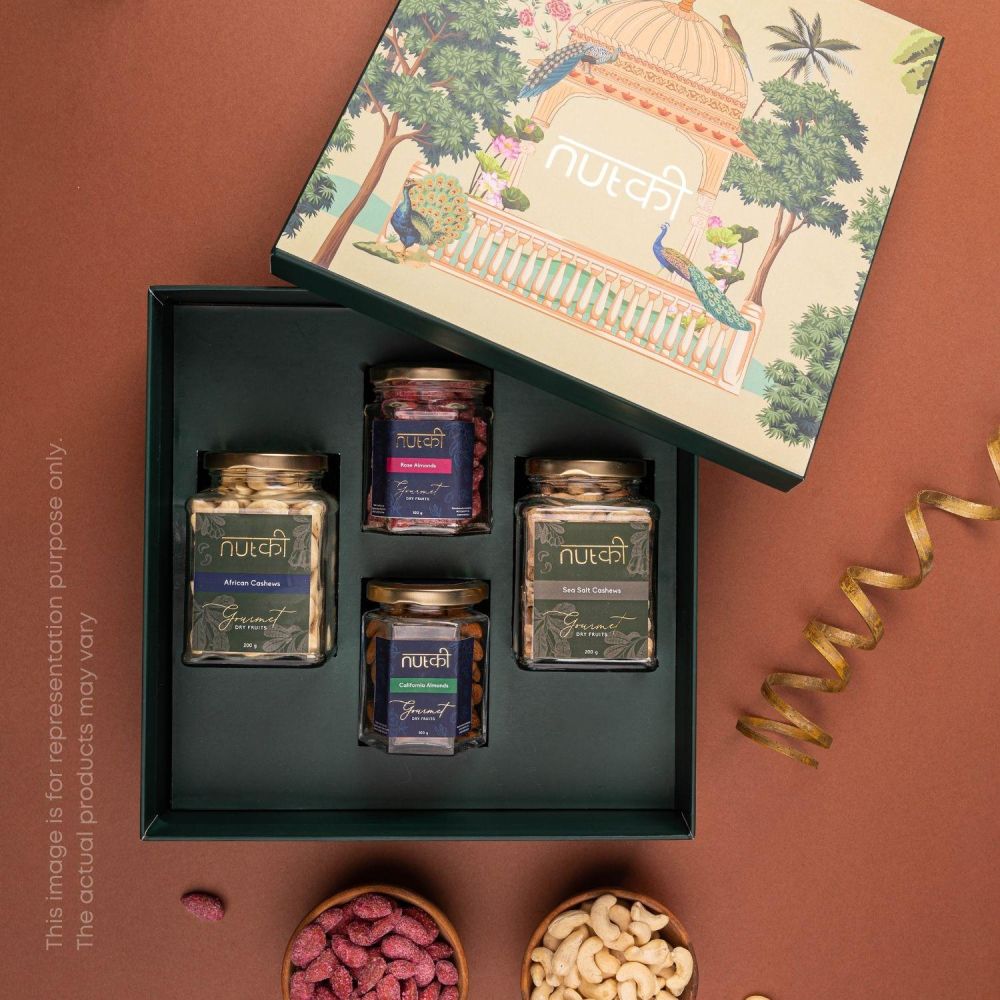 Exotic Nutty Delights And Royal Paan Roohani Box | Winni