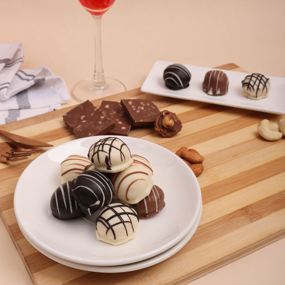 Marvelous 2 Layer Chocolate Arrangement | Winni