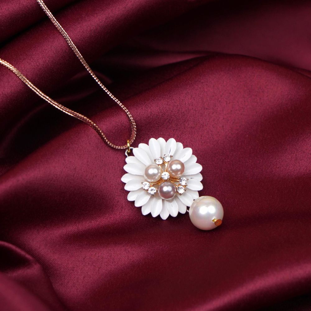 Forever Love Neckless with Rose Box | Winni