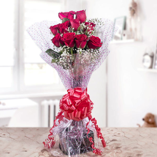Order Online Graceful Red Roses To Make Your Day Special - Winni.in | Winni