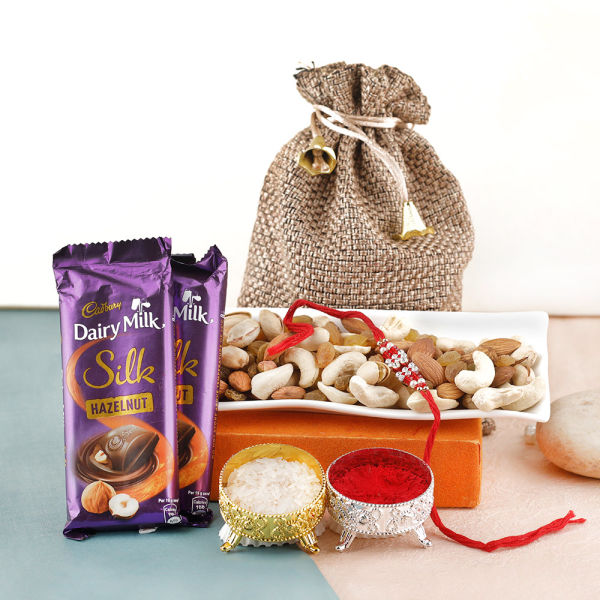 Heart touching silk thread | Winni