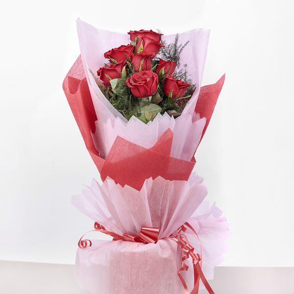 10 Red Roses in Paper Packing | Winni