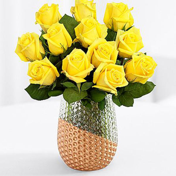 One Dozen LongStemmed Yellow Roses | Winni