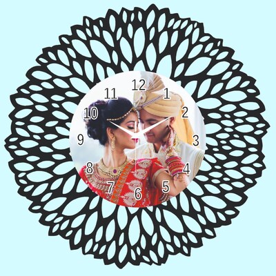 Order Personalised Clocks | Send Personalised Wall Clocks Online | Winni