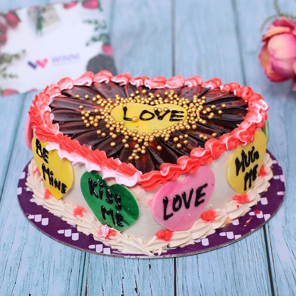 Cheerful Gut Cake | Winni