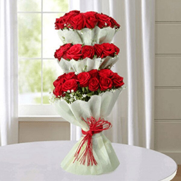 Hand Pick Roses Arrangement | Winni