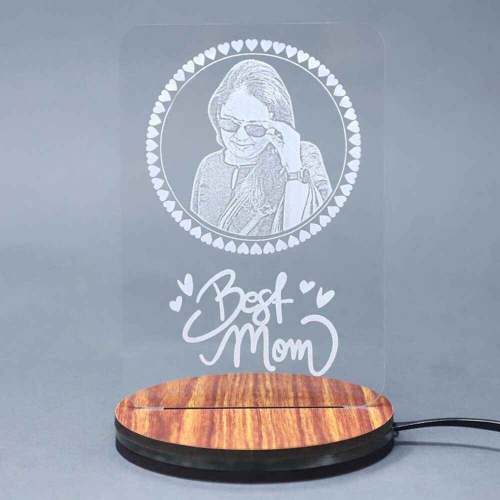 Appealing LED Round Base Engraved Lamp Gift | Winni