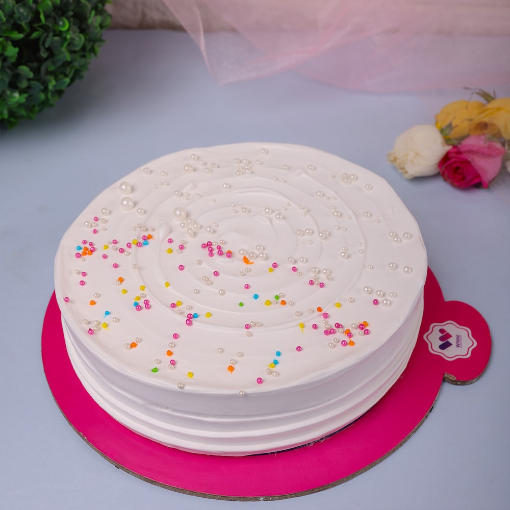 Sprinkle Creamy Cake | Winni
