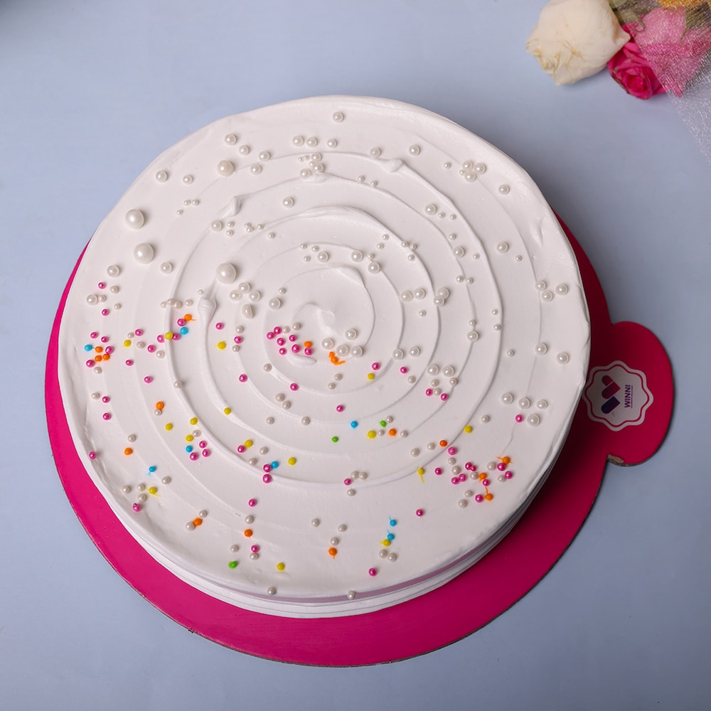 Sprinkle Creamy Cake | Winni