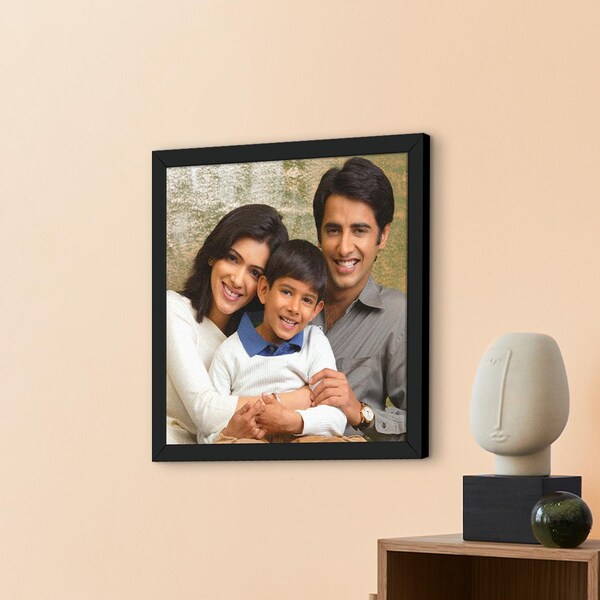 Photo Gesture Wall Painting Frame | Winni