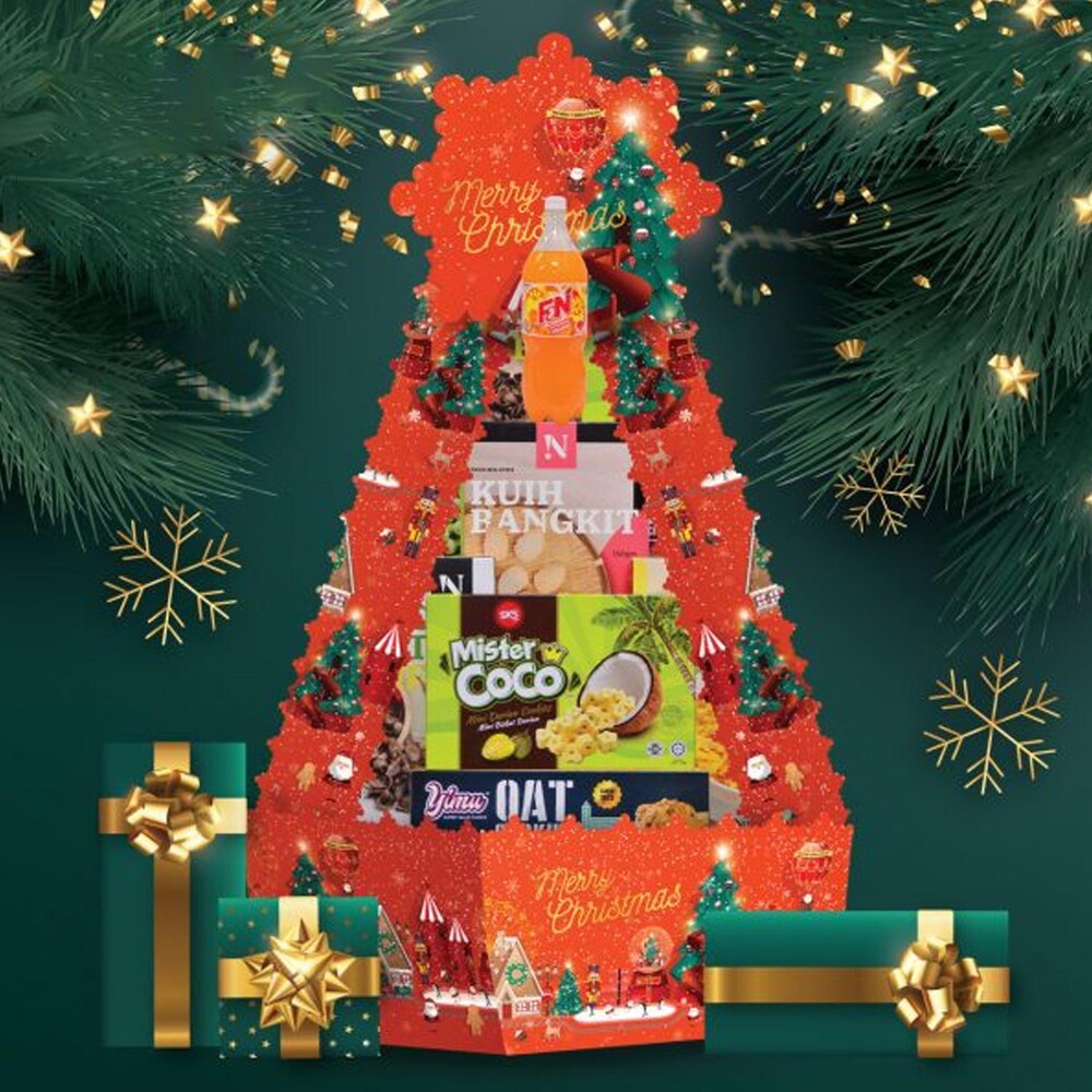 Beautiful Christmas Pyramid Hamper | Winni