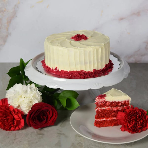 Adorable Red Velvet Cake | Winni