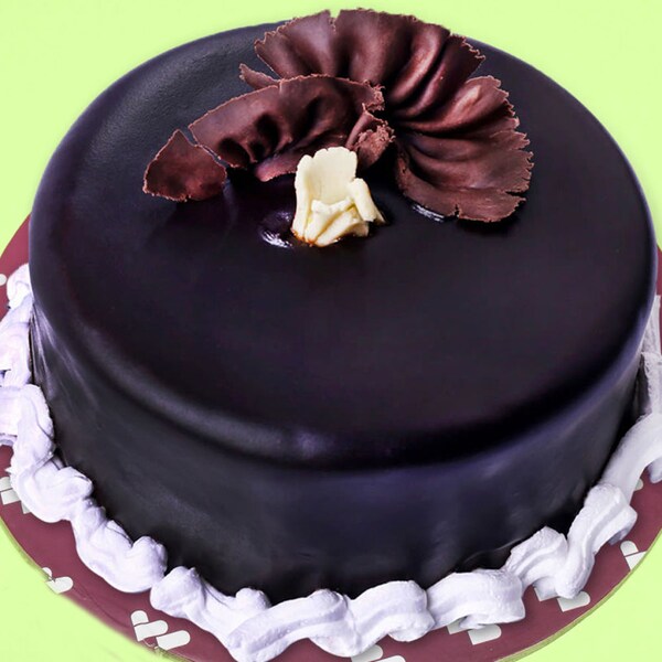 Chocolate Cake Delivery | Buy or Send by Ordering Online | WInni | Winni