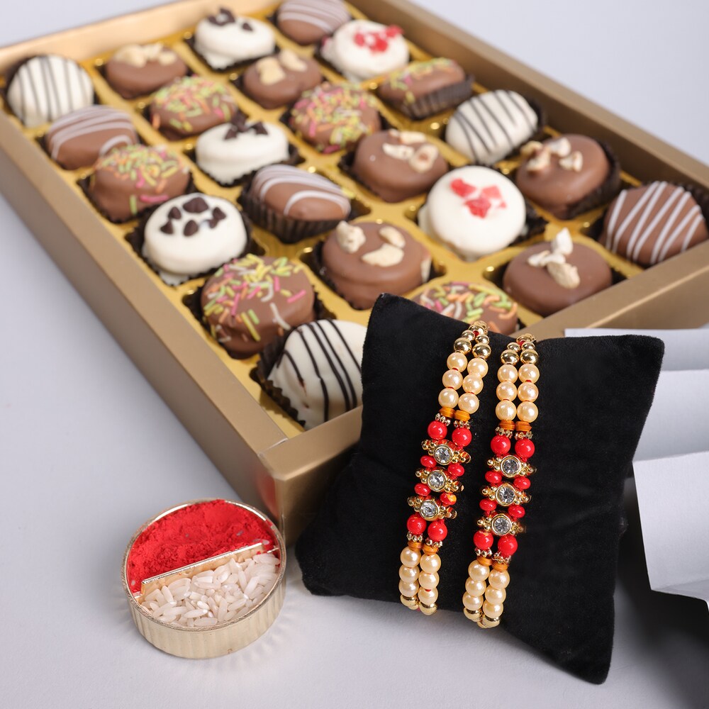 Designer Rakhi N Chocolate Cookies 24 Pcs | Winni