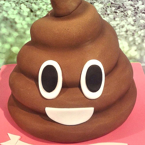 Emoji Poop Cake | Winni
