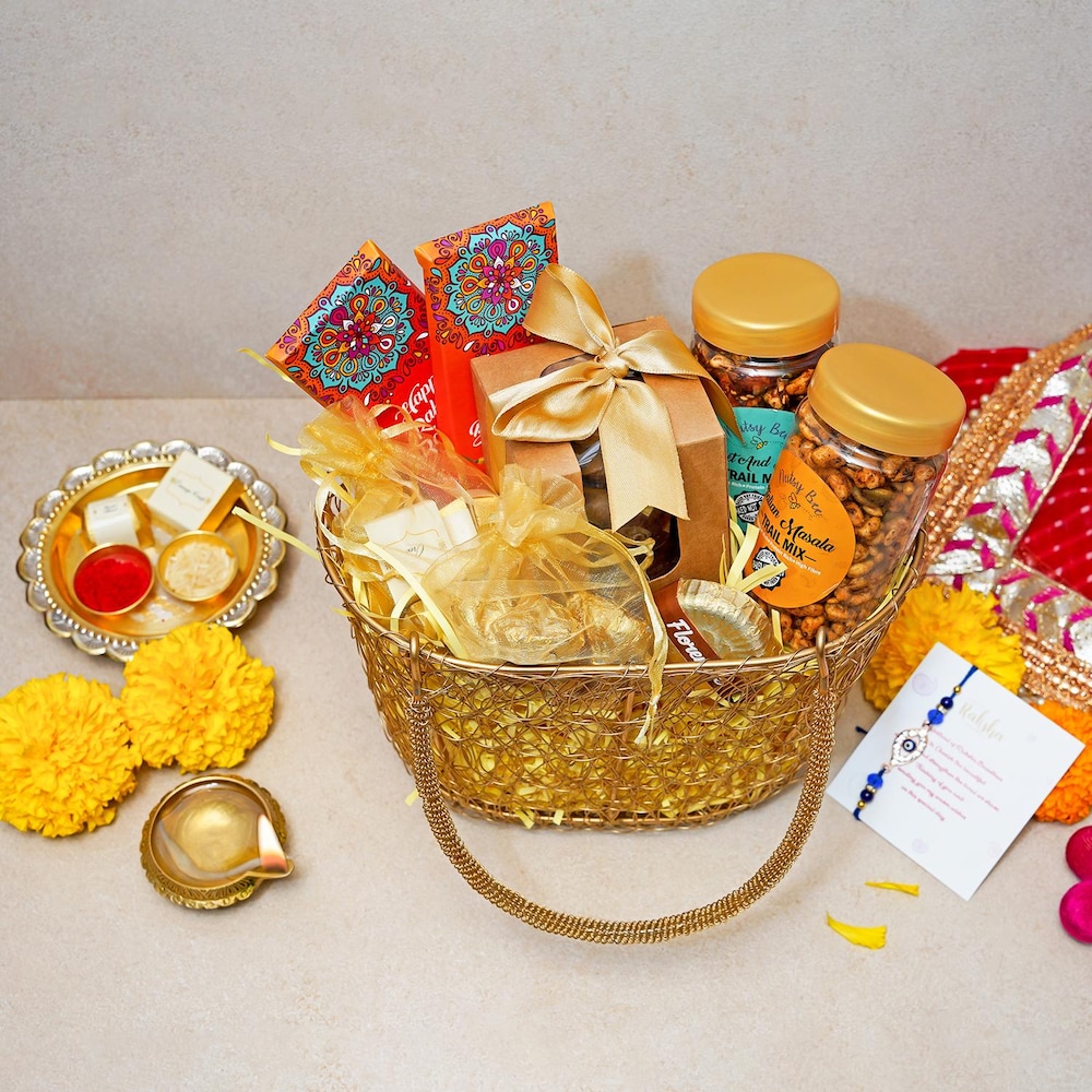 Yum Yum Choco And Rakhi Hamper | Winni
