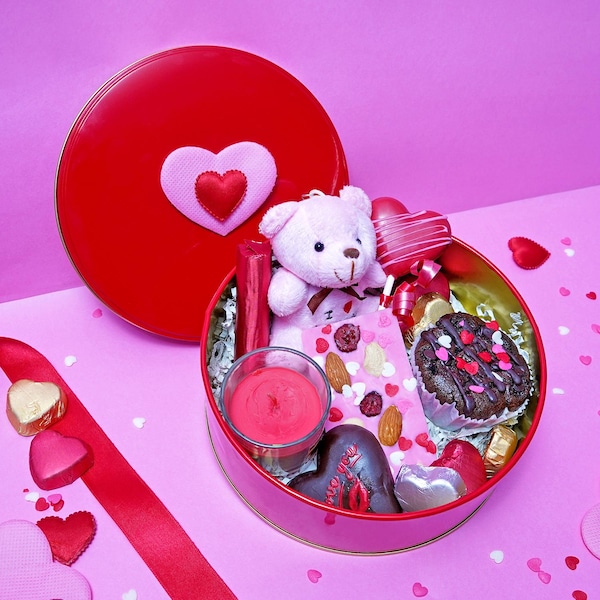 Forever Love Expression Box | Winni