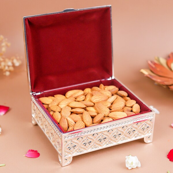 Treasure Almonds in German Silver Box | Winni