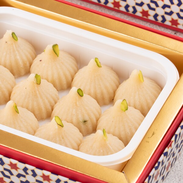 Modak Hamper Box 9 Varieties 1 kg | Winni